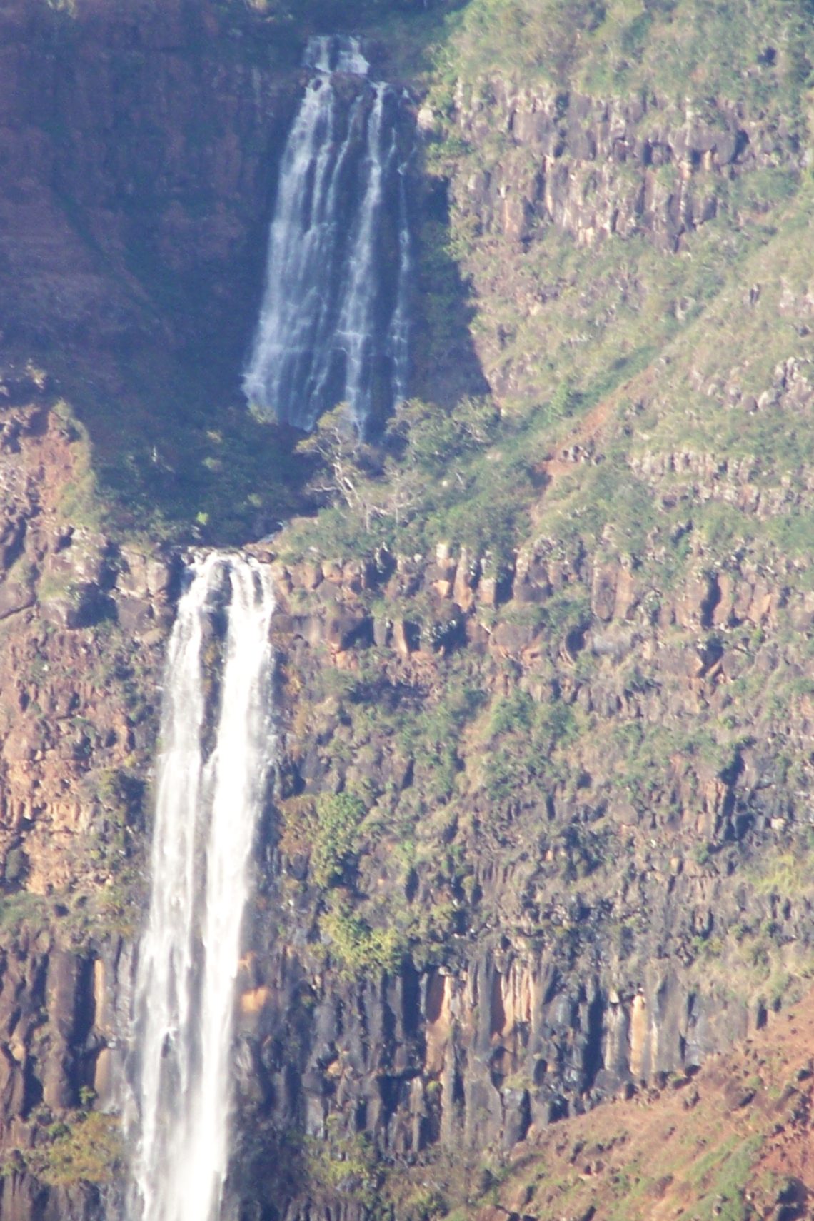 HAWAII WATERFALL MYSTIQUE | Inspirational Travel Adventures